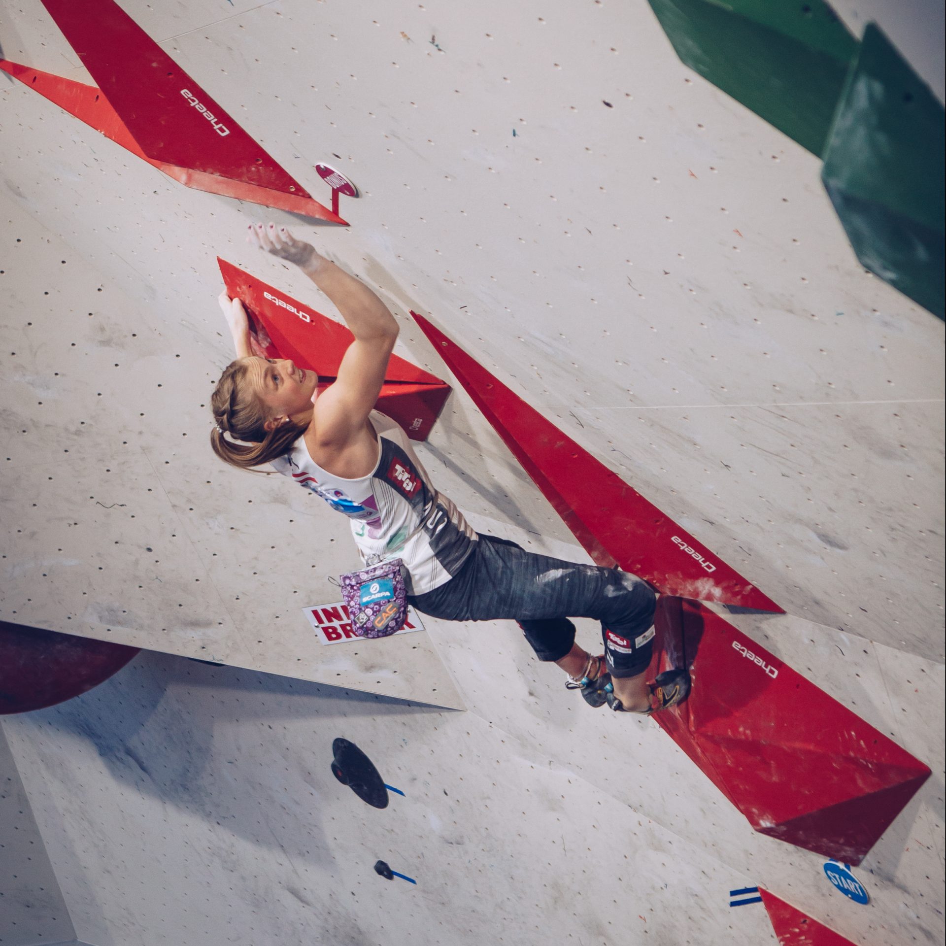 Junioren-EM im Bouldern – Gold für Franziska Sterrer und Jan-Luca Posch ...