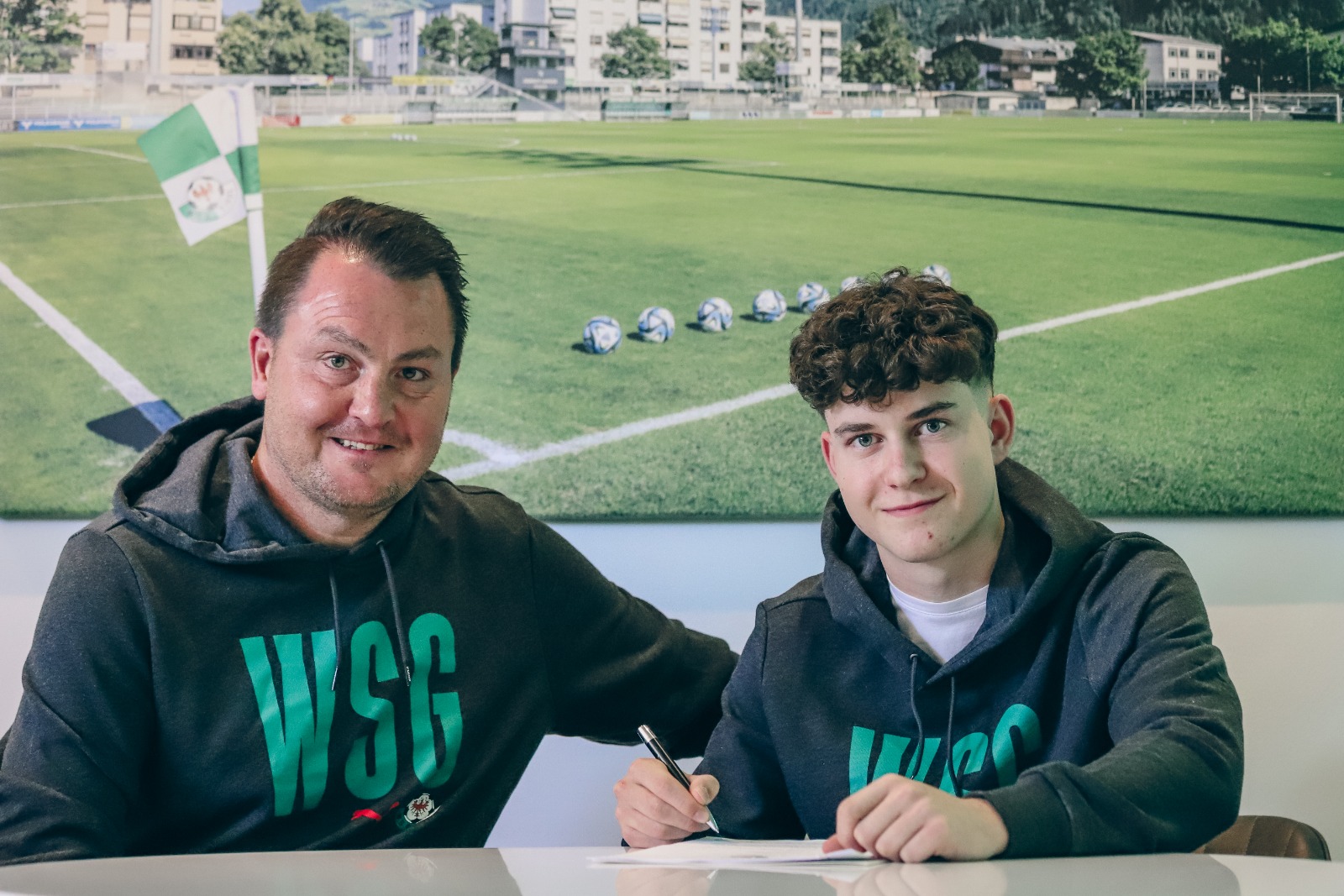 David Falkner unterschreibt Profi-Vertrag bei der WSG Tirol, Förderverein ...